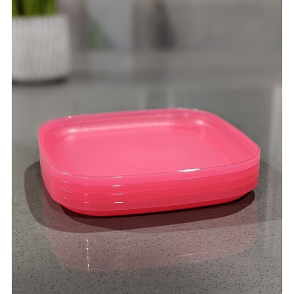 Tupperware | Dining | Tupperware Vintage 4 Luncheon Picnic Square ...